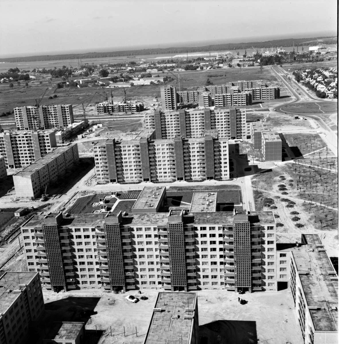 VII.1 Nei Feniksas, nei Hirošima: Klaipėdos gyvenamieji rajonai ...